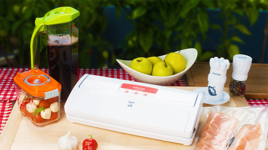 Homevac HV500 Vacuum Sealer with vacuum accessories, 16-piece set
